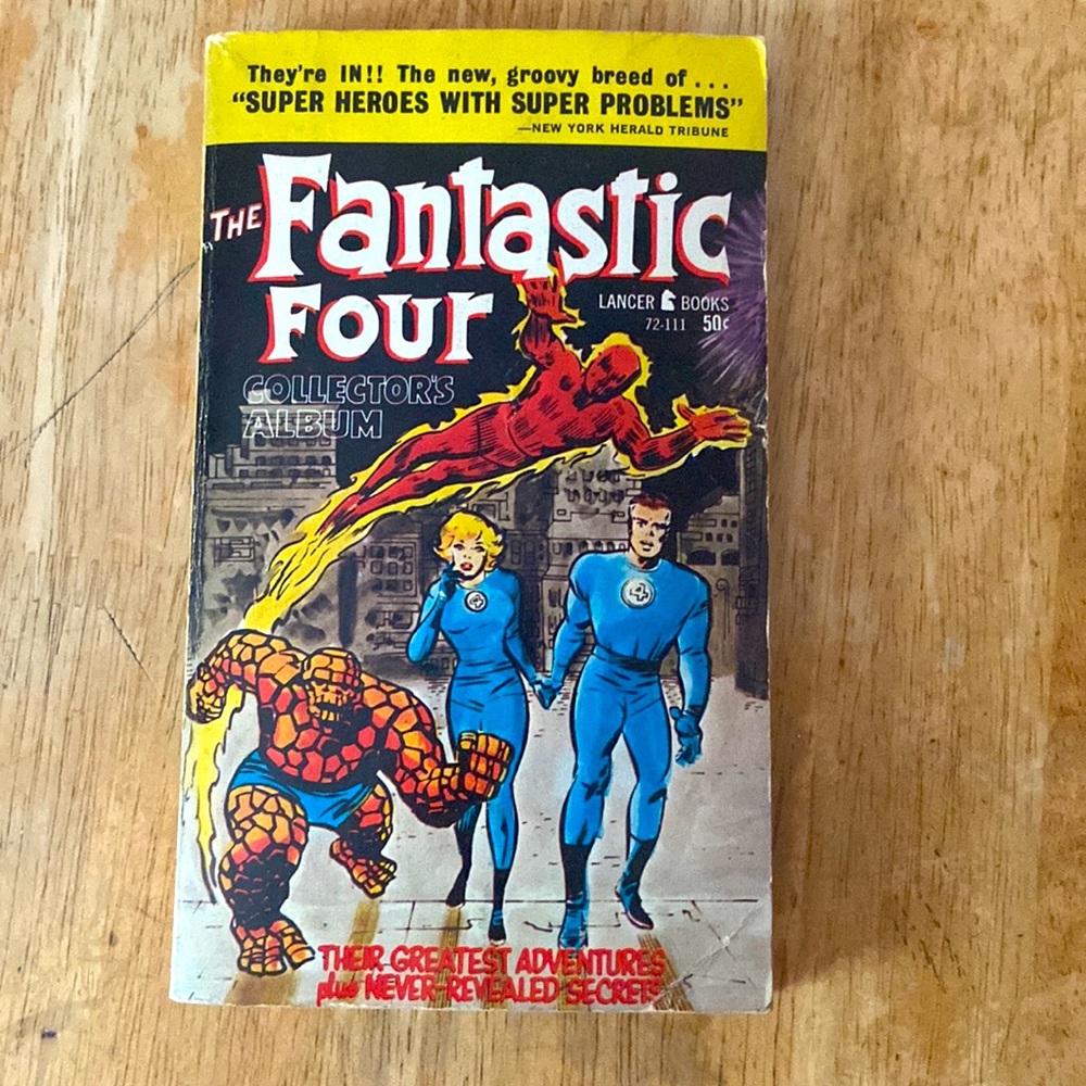 Collectible Marvel Vhs Tapes And Books - Gem